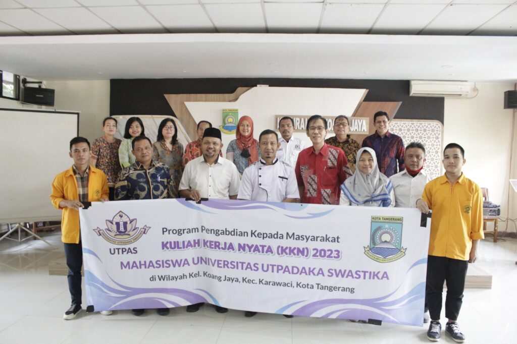 Pembukaan Kuliah Kerja Nyata (KKN) Universitas Utpadaka Swastika Tahun 2023 di Kelurahan Koang ...