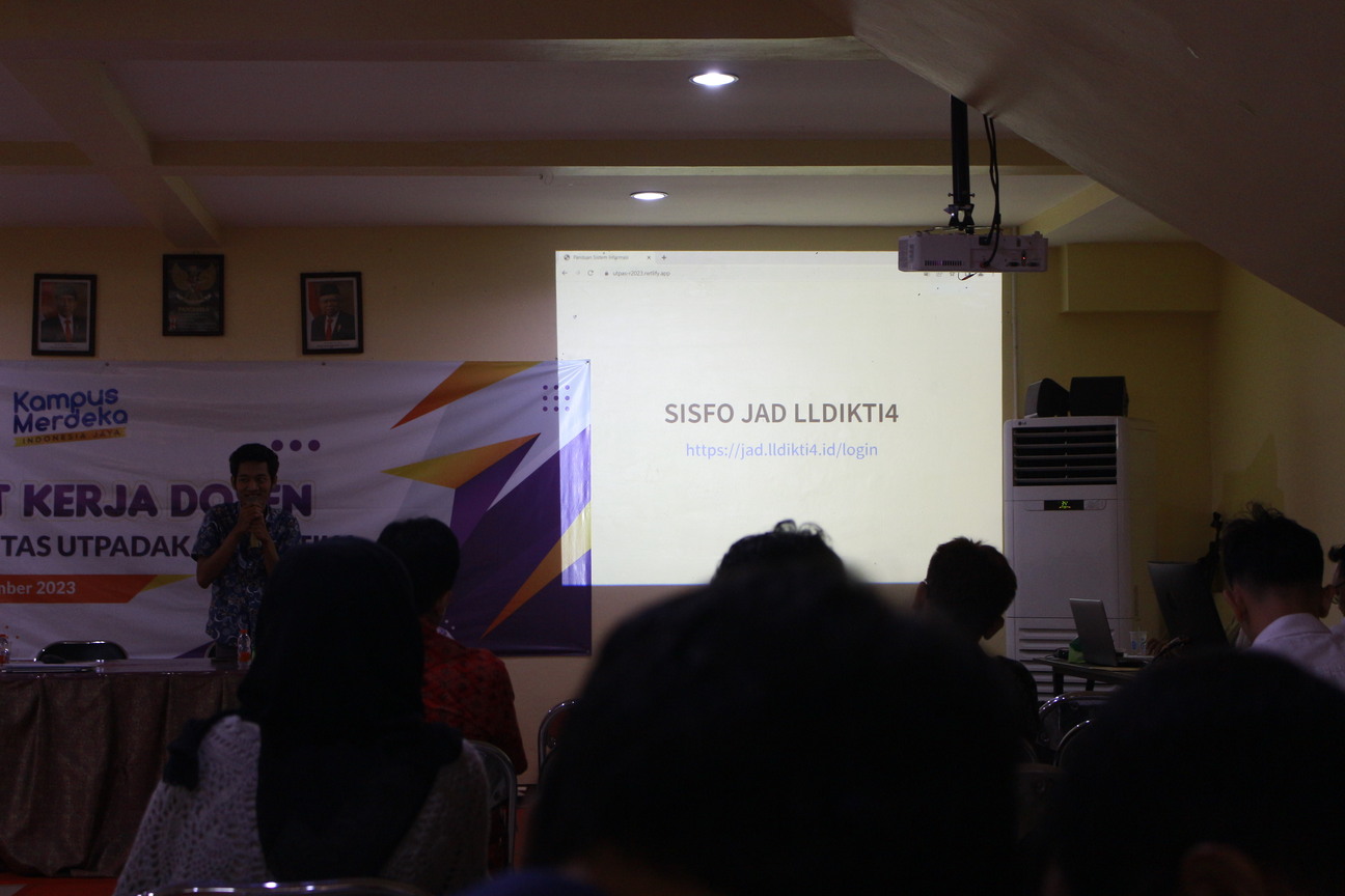 Rapat Kerja Dosen Universitas Utpadaka Swastika (UTPAS) – Kilas Universitas Utpadaka Swastika